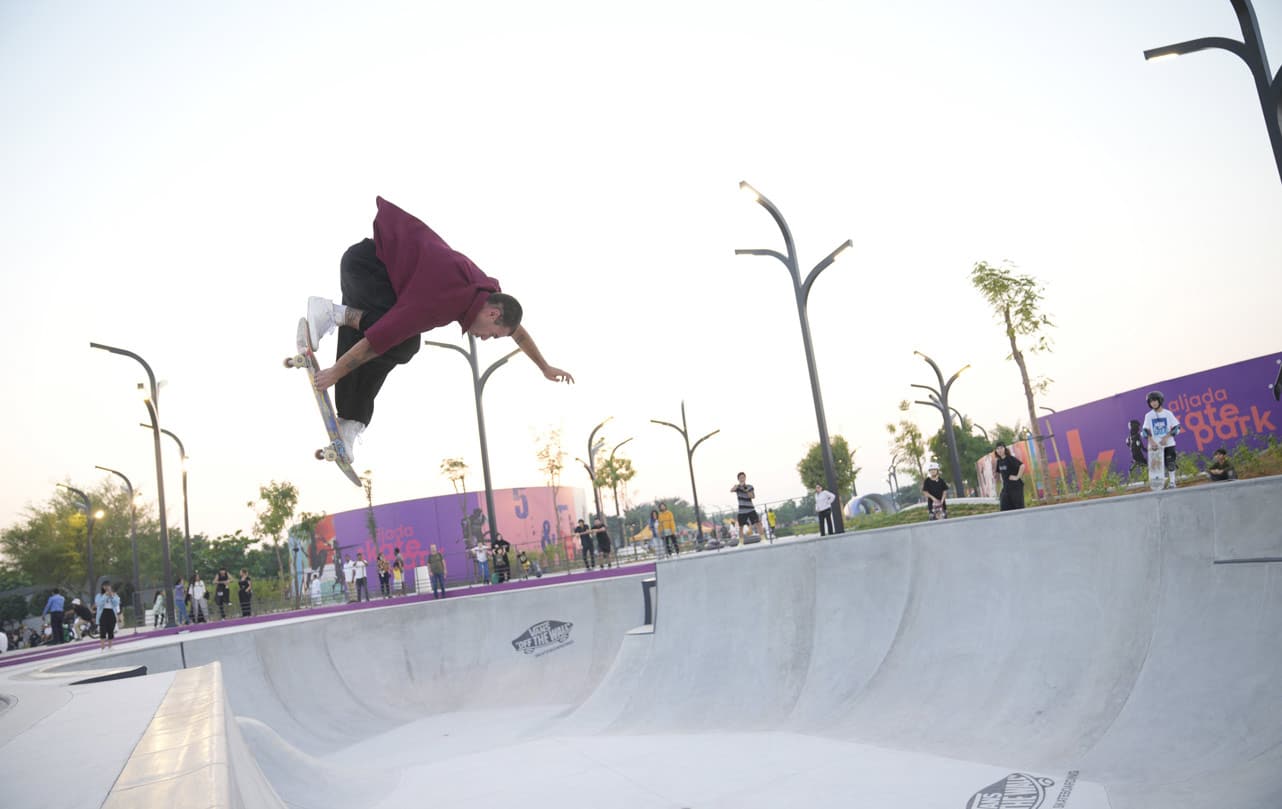 Olympian star helps launch the Middle East’s largest skate park at ...